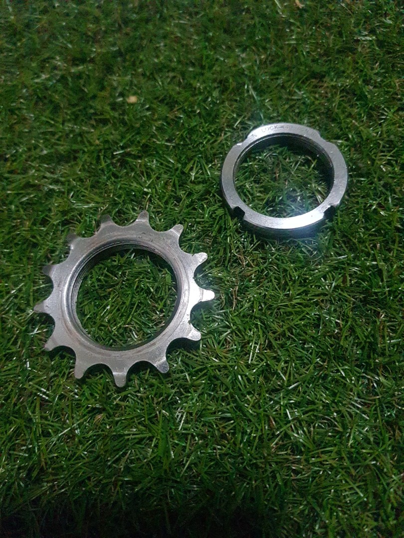 13t Cog & Lockring, Sports Equipment, Bicycles & Parts, Bicycles on ...