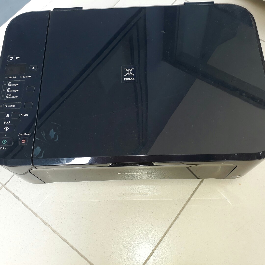 Canon E510 printer for sale. Its 3 in 1 for printing, scanning and ...
