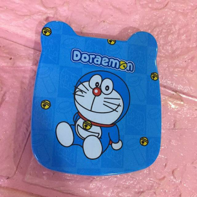 Doraemon Compact Mirror (Smile), Women's Fashion, Watches & Accessories ...