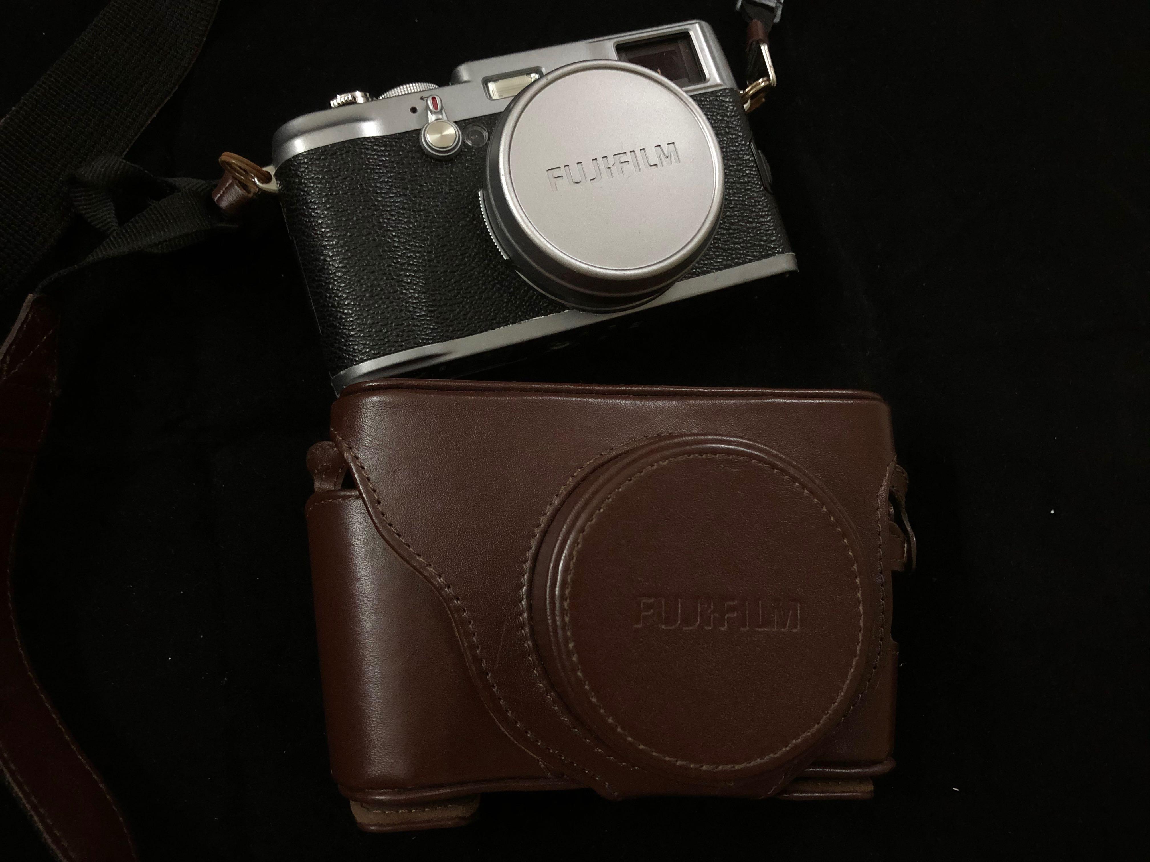 Fulifilm X100 full box superb condition, Photography, Cameras on Carousell