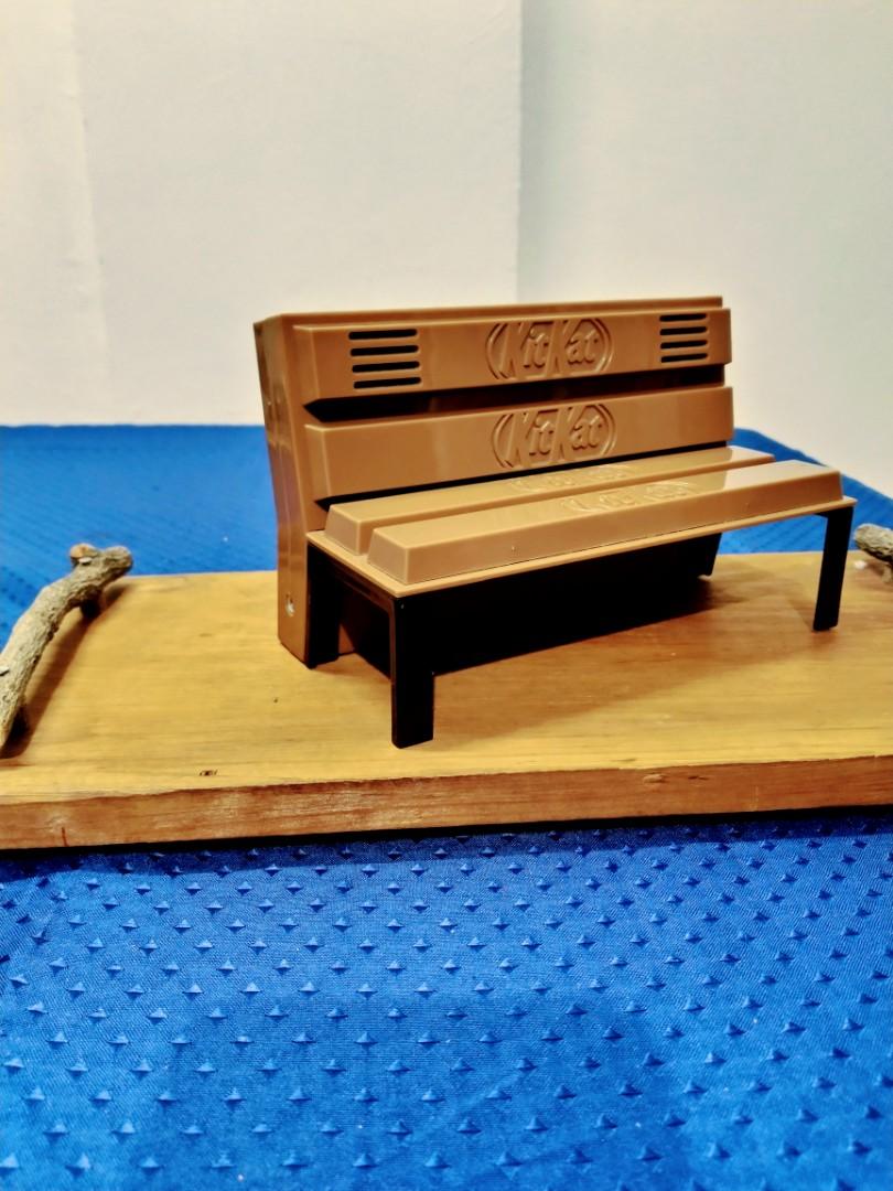 KIT KAT Bench Collectible Mini Speaker, Hobbies & Toys, Music & Media ...