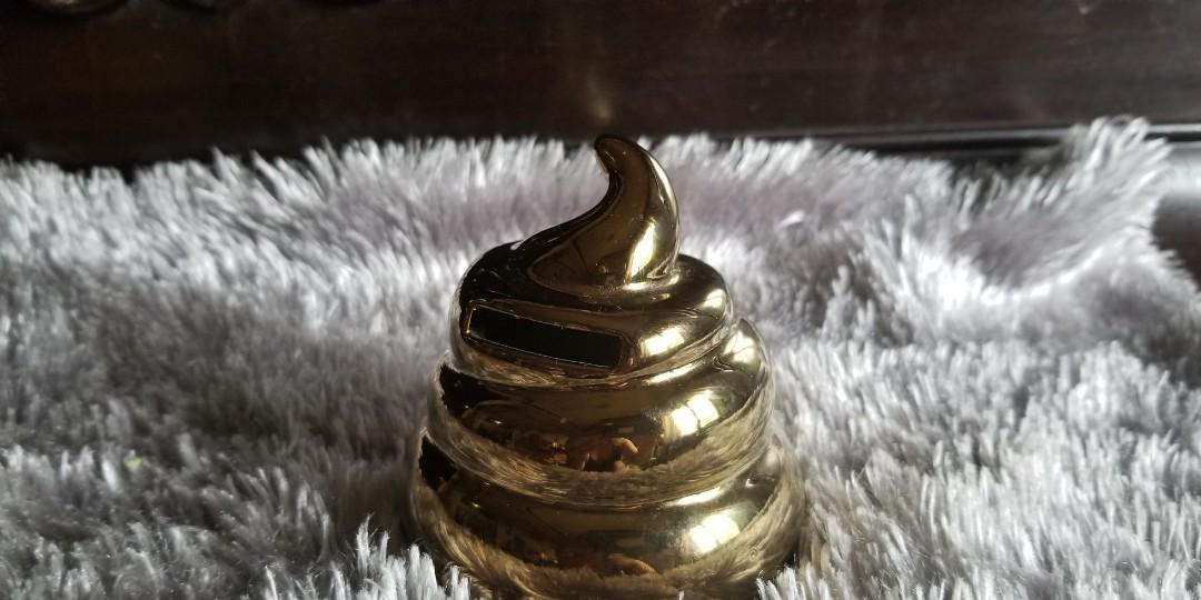Coin bank with funny poop design ( ceramic), Furniture & Home Living ...