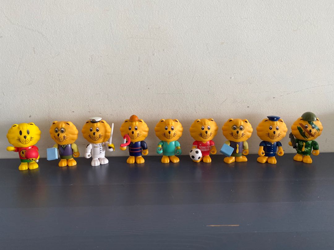 Singa Lion Set, Hobbies & Toys, Toys & Games on Carousell