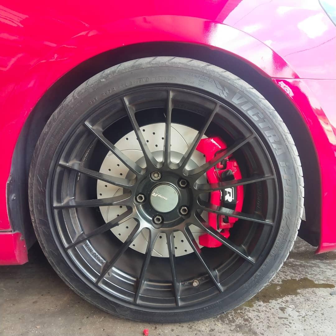 VW Golf R Brake Kit, Auto Accessories on Carousell