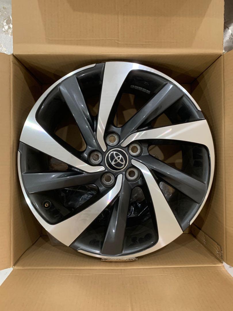 18" Rims Toyota Harrier Turbo Original, Car Accessories, Tyres & Rims ...