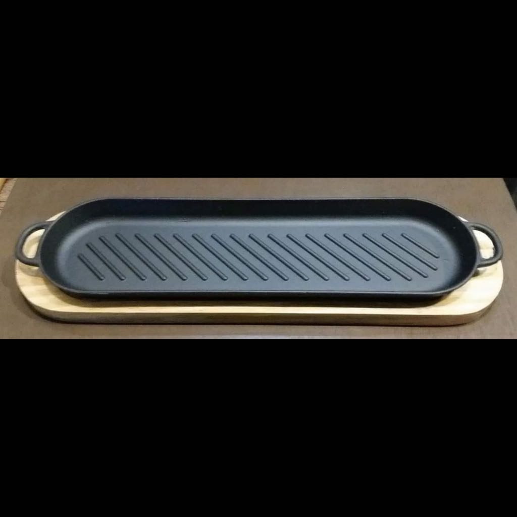 Cast Iron / Sizzling Plate, Furniture & Home Living, Kitchenware ...
