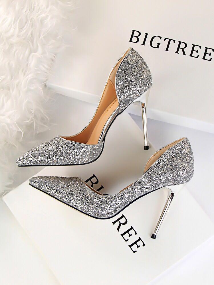 Cinderella heels, Women's Fashion, Footwear, Heels on Carousell