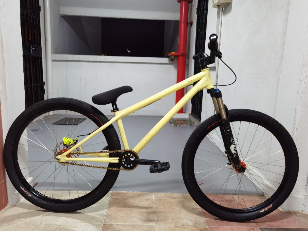 Deity streetsweeper frame only, Sports Equipment, Bicycles & Parts ...