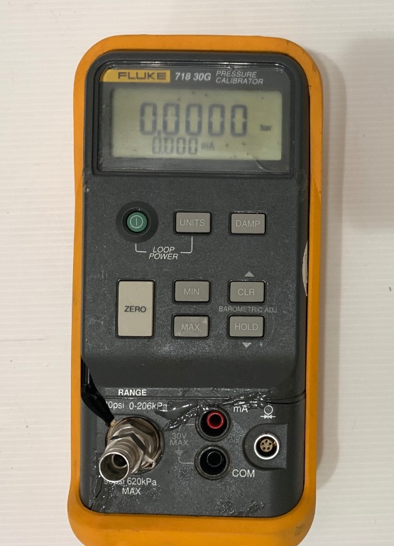 Fluke 718 30G Pressure Calibrator, Health & Nutrition, Health Monitors ...