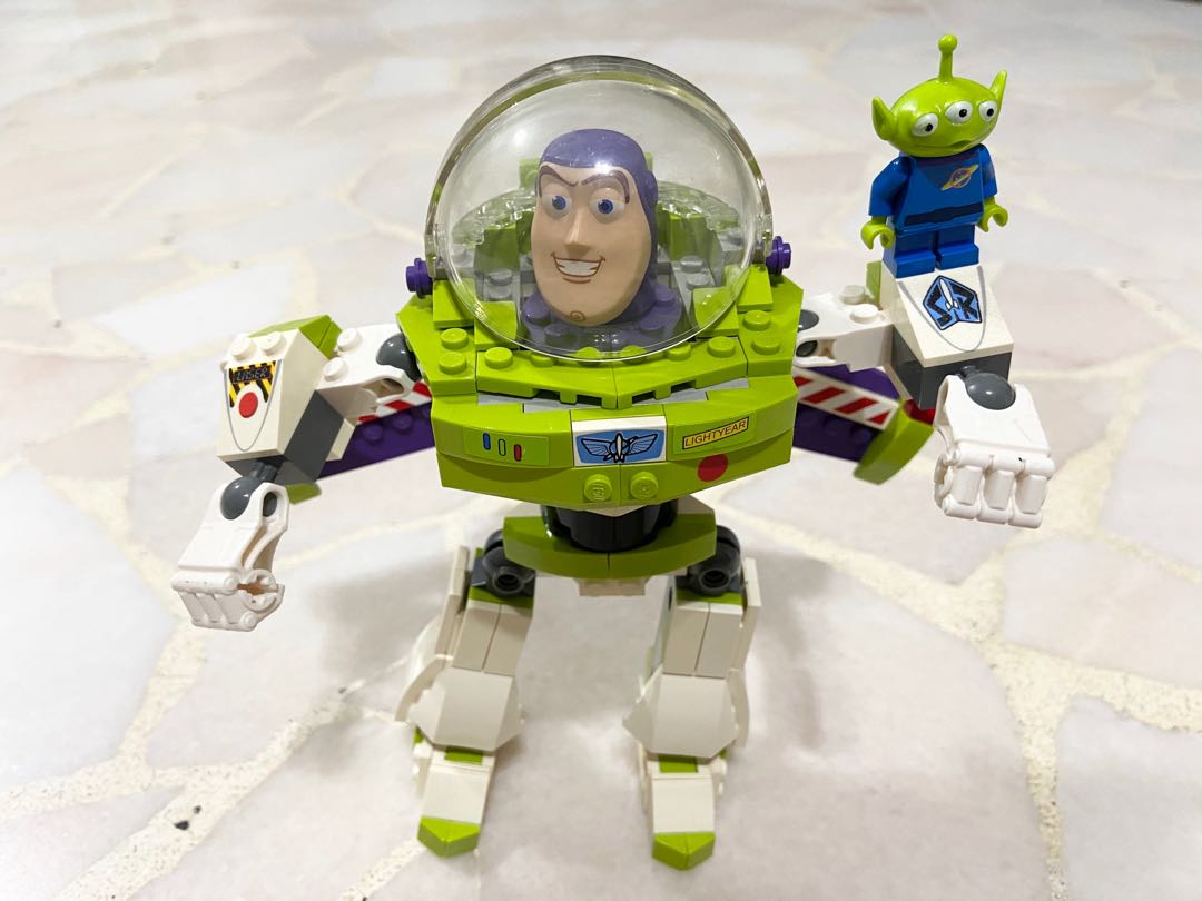 LEGO 7592 Construct-a-Buzz. Toy story series, Hobbies & Toys, Toys ...