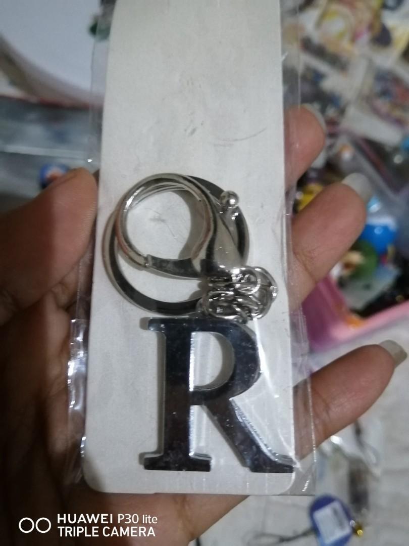 Letter R Keychain, Hobbies & Toys, Stationary & Craft, Handmade Craft ...