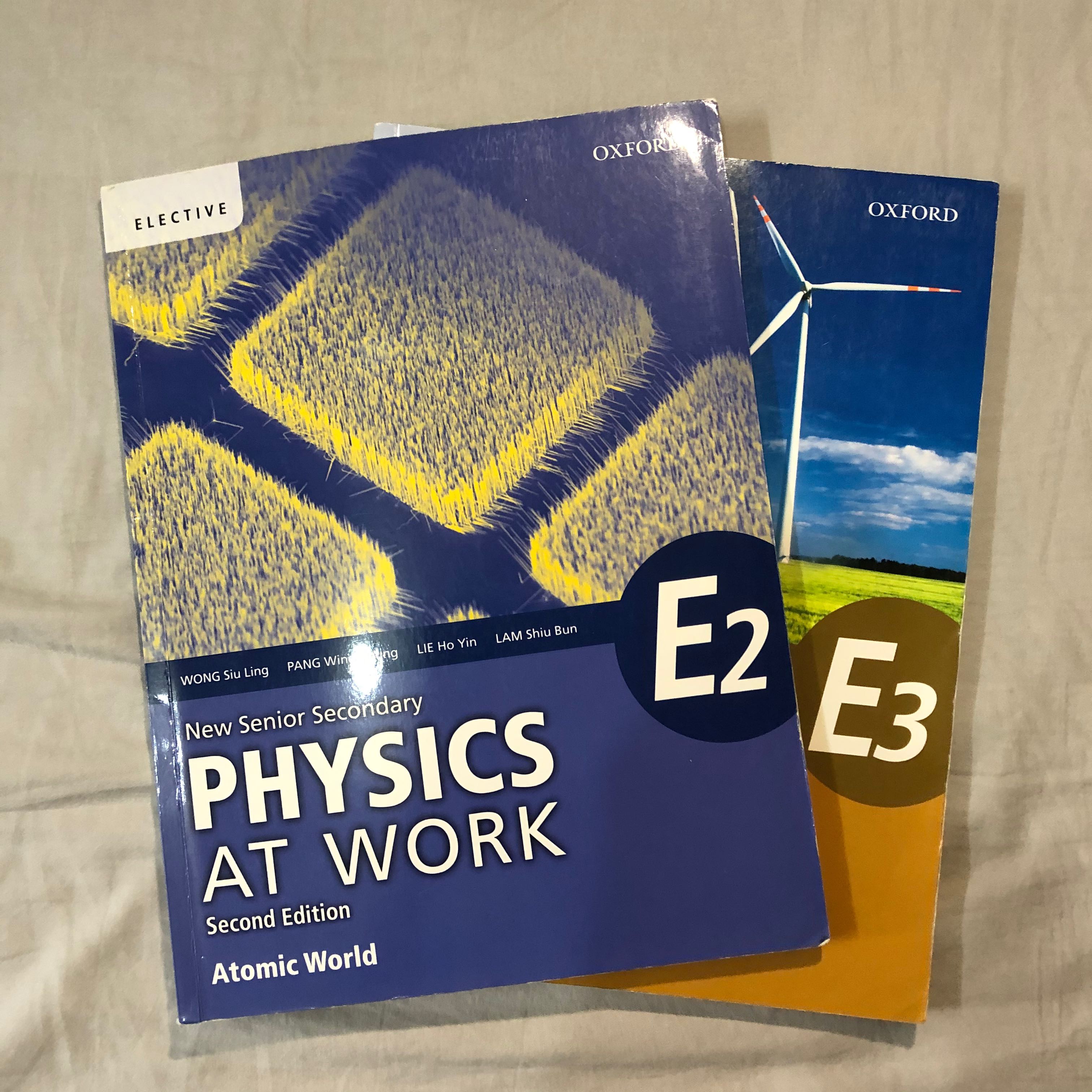 Physics At Work (Second Edition) Book E2, Book E3📙, 興趣及遊戲, 書本 & 文具, 教科書 ...