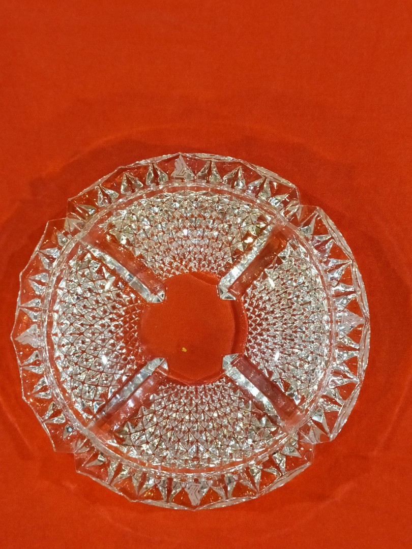 SIA Crystal Asktray, Women's Fashion, Jewelry & Organisers, Precious ...