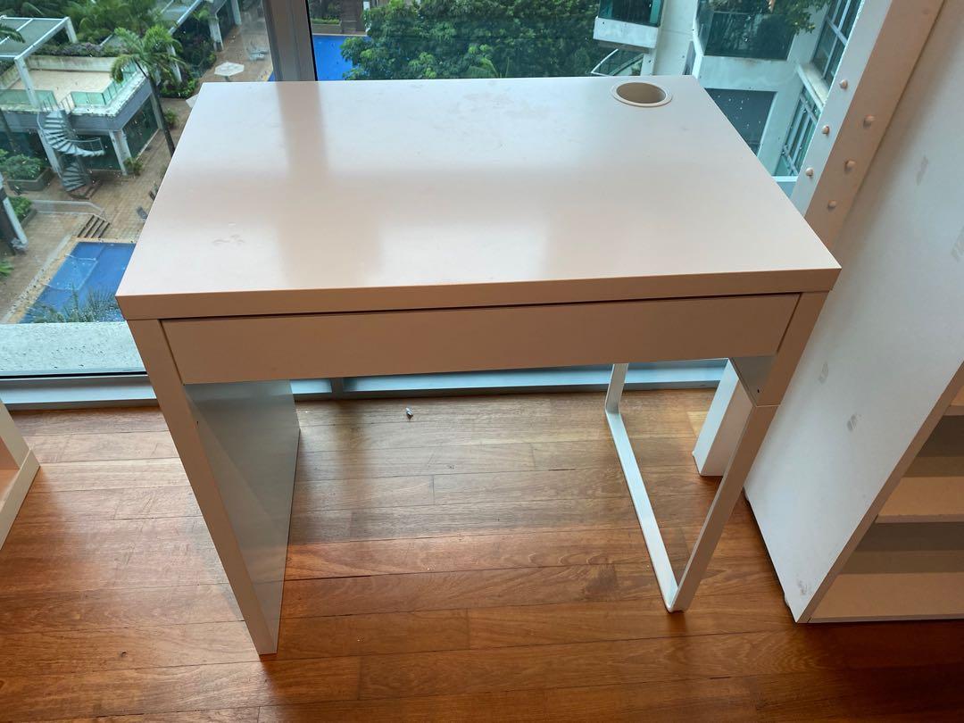 Simple White Desk, Furniture & Home Living, Kitchenware & Tableware ...