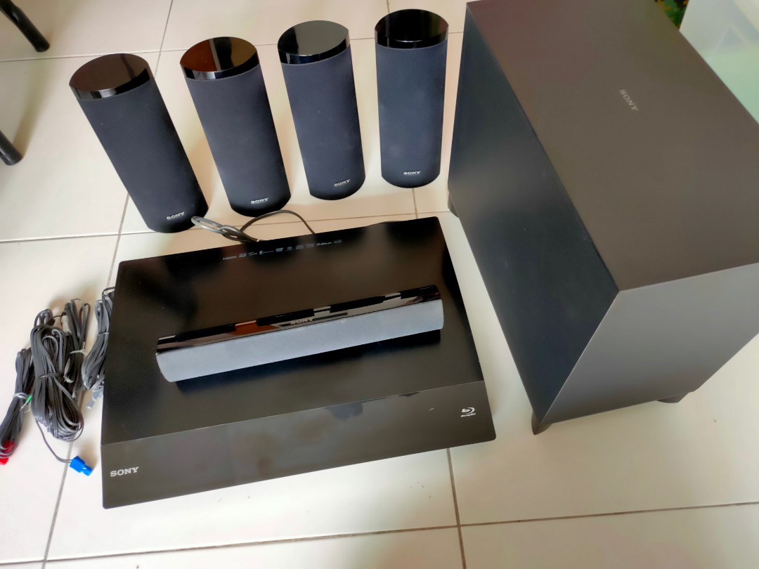 Sony BDV-E380 5.1 3D Blu-ray home cinemasystem (USB, HDMI, WLAN, 1000 Watt) black, TV & Home ...