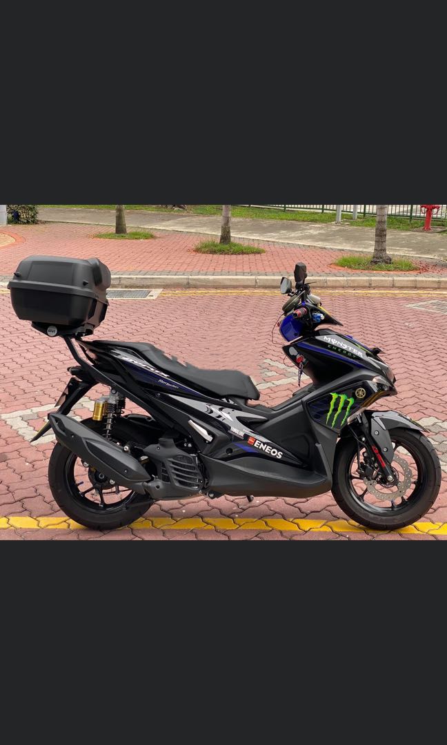 Aerox Coverset originally, Motorcycles, Motorcycle Accessories on Carousell