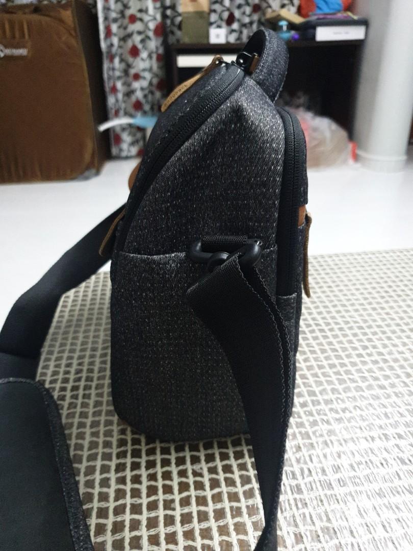 Bodypack camera bag / scener 7.0, Men's Fashion, Bags, Sling Bags on ...