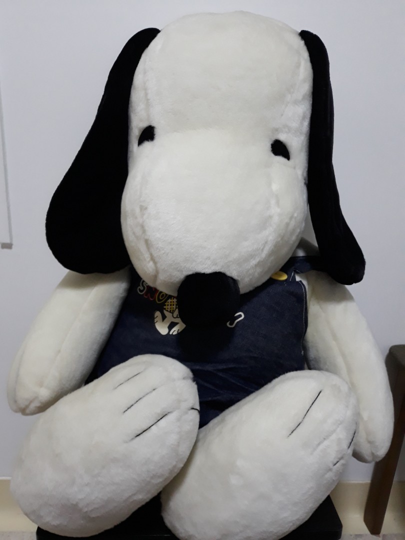 Jumbo Peanuts Snoppy, Hobbies & Toys, Toys & Games on Carousell