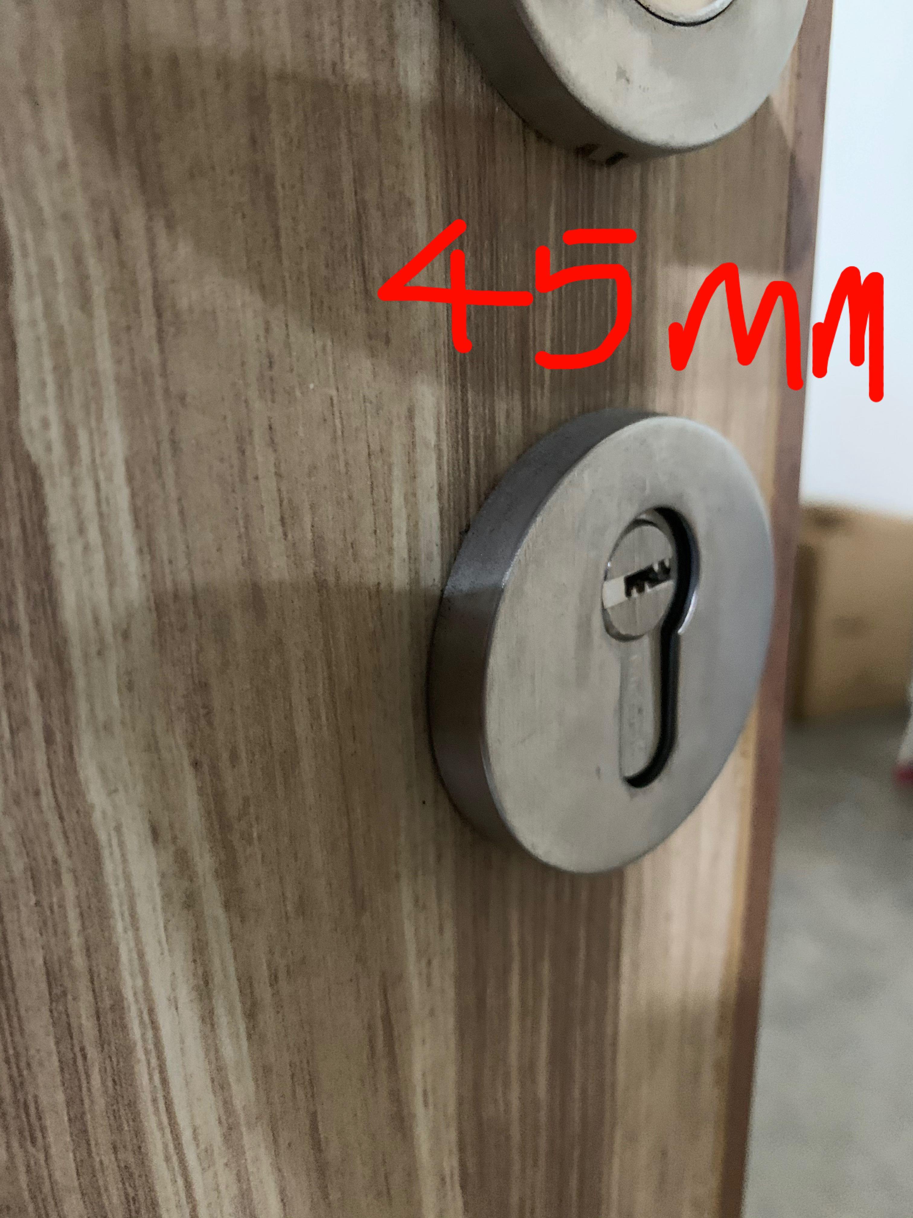 Same key cylinder lock for HDB main door, Furniture & Home Living ...