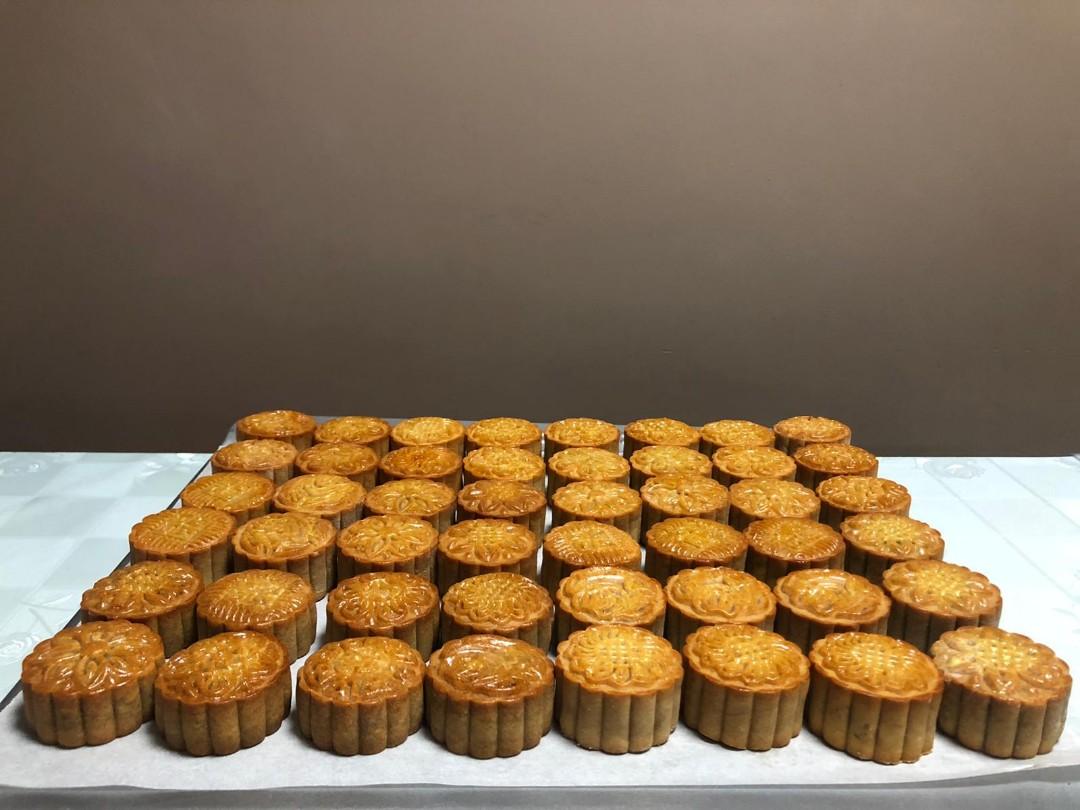 Mini Traditional Mooncake, Food & Drinks, Homemade Bakes on Carousell
