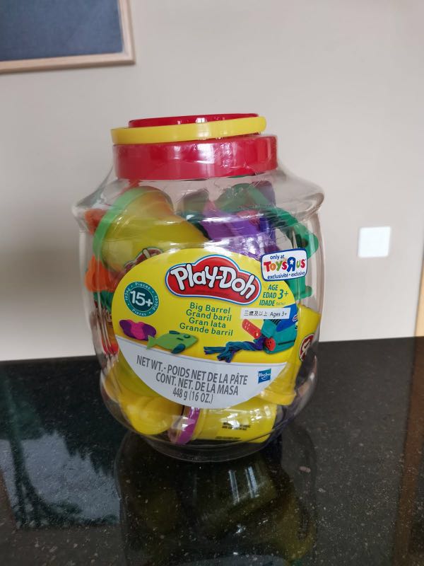 Play doh big barrel, Hobbies & Toys, Toys & Games on Carousell