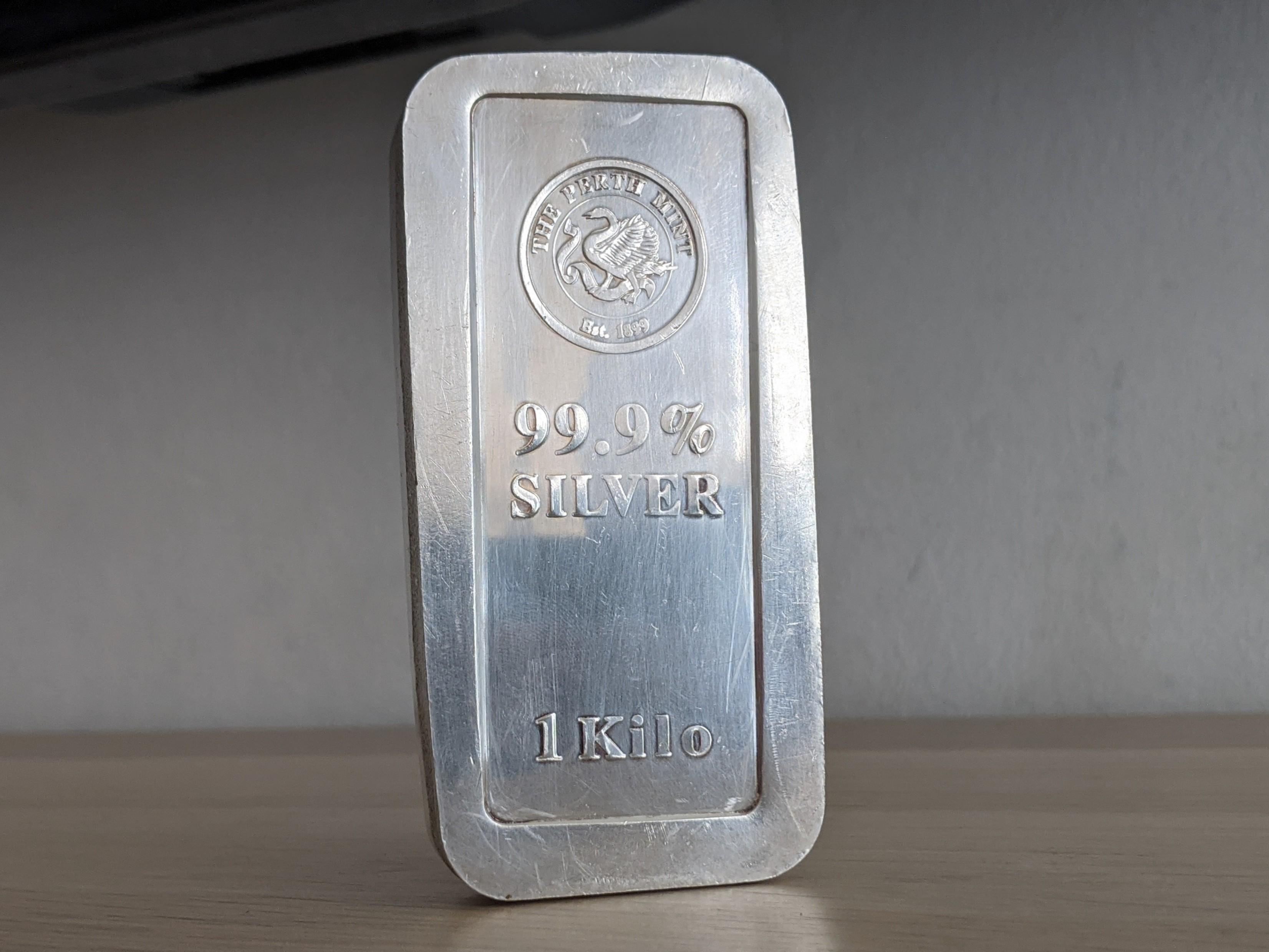 Silver 1 KG Bar - Perth Mint, Hobbies & Toys, Memorabilia & Collectibles, Currency on Carousell