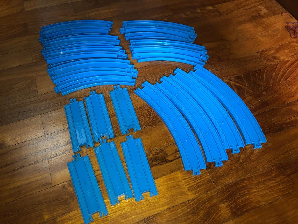 Thomas the Tank engine - Tomy plastic track, Hobbies & Toys, Toys ...