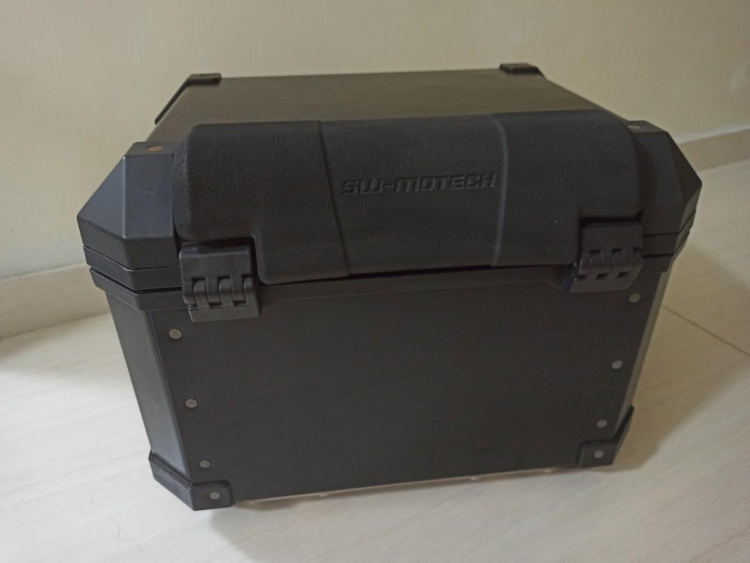 Trax box bracket for KTM Duke 390, Motorcycles, Motorcycle Accessories ...