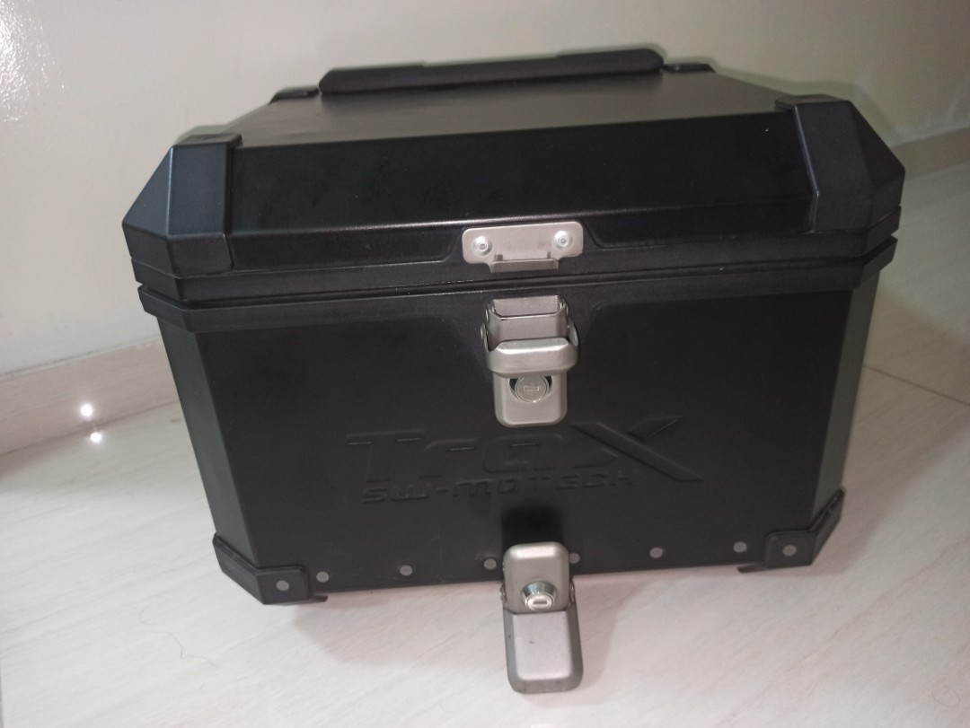 Trax box bracket for KTM Duke 390, Motorcycles, Motorcycle Accessories ...