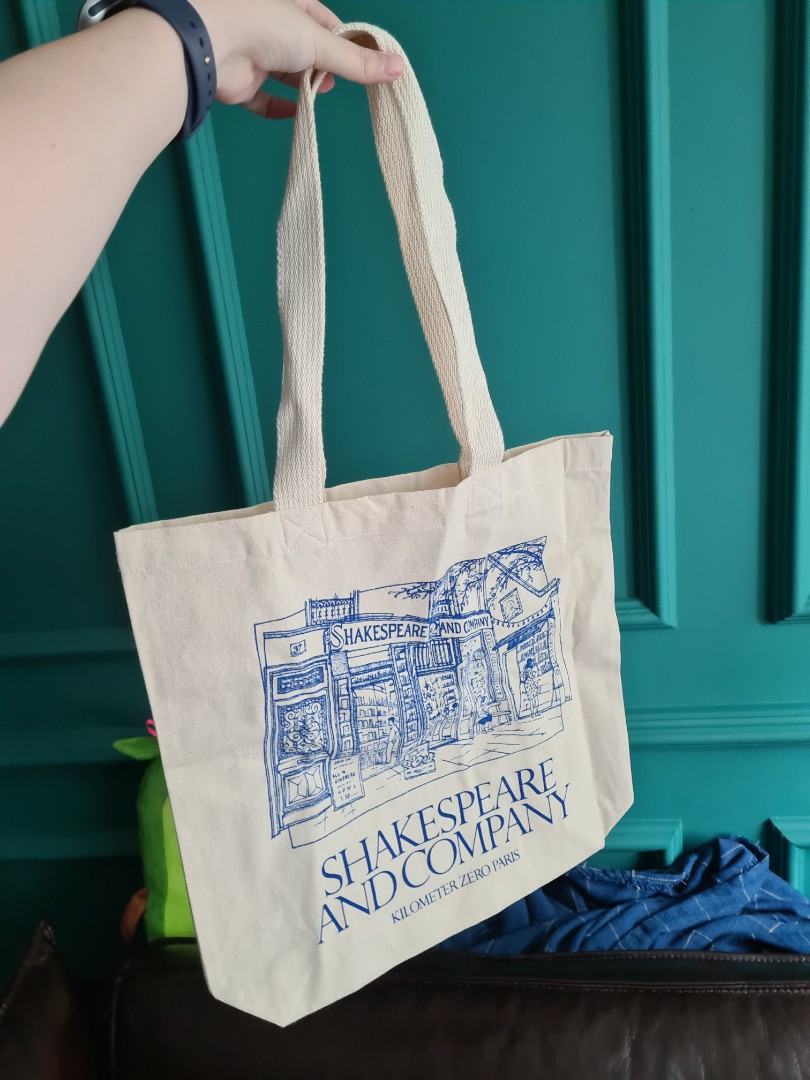 brand new Shakespeare and Company Totebag, Women's Fashion, Bags ...