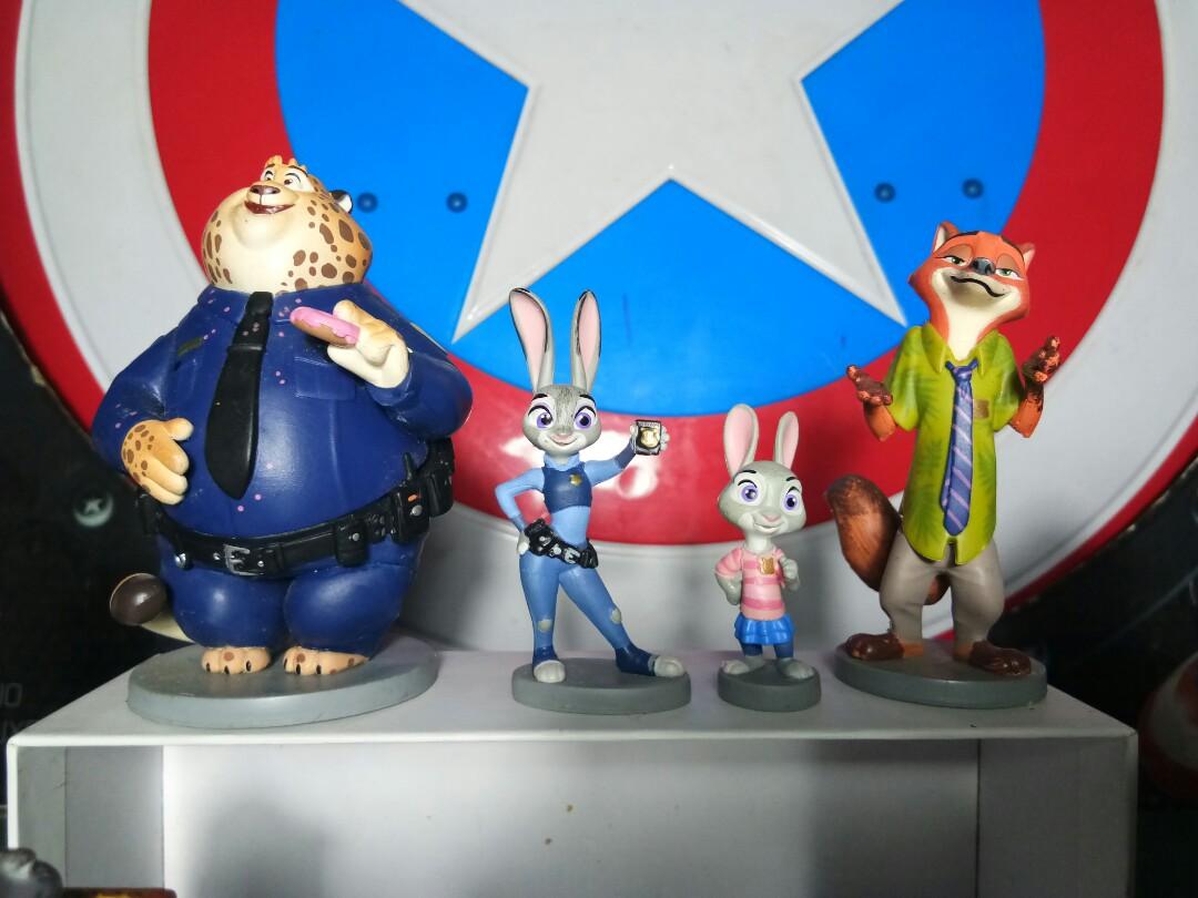 SET OF 10 Disney Store Pixar Zootopia Character Play Set, Hobbies ...