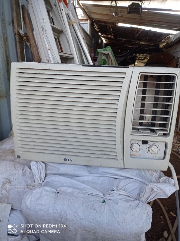 LG Aircon Unit, TV & Home Appliances, Air Conditioners & Heating on ...