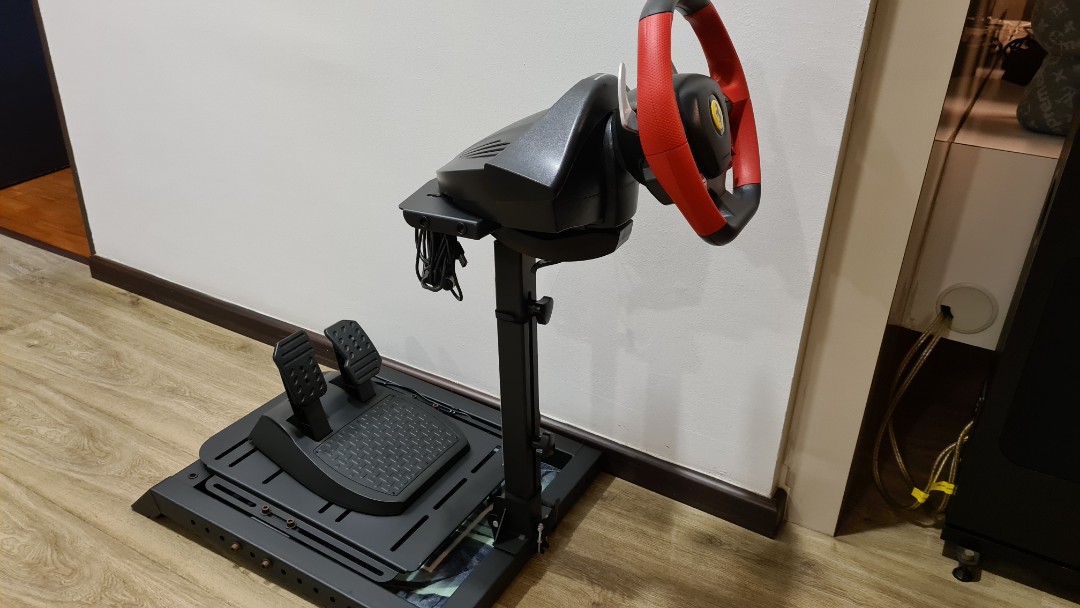 Next level Racing wheel stand with Thrustmaster racing wheel set, Video ...