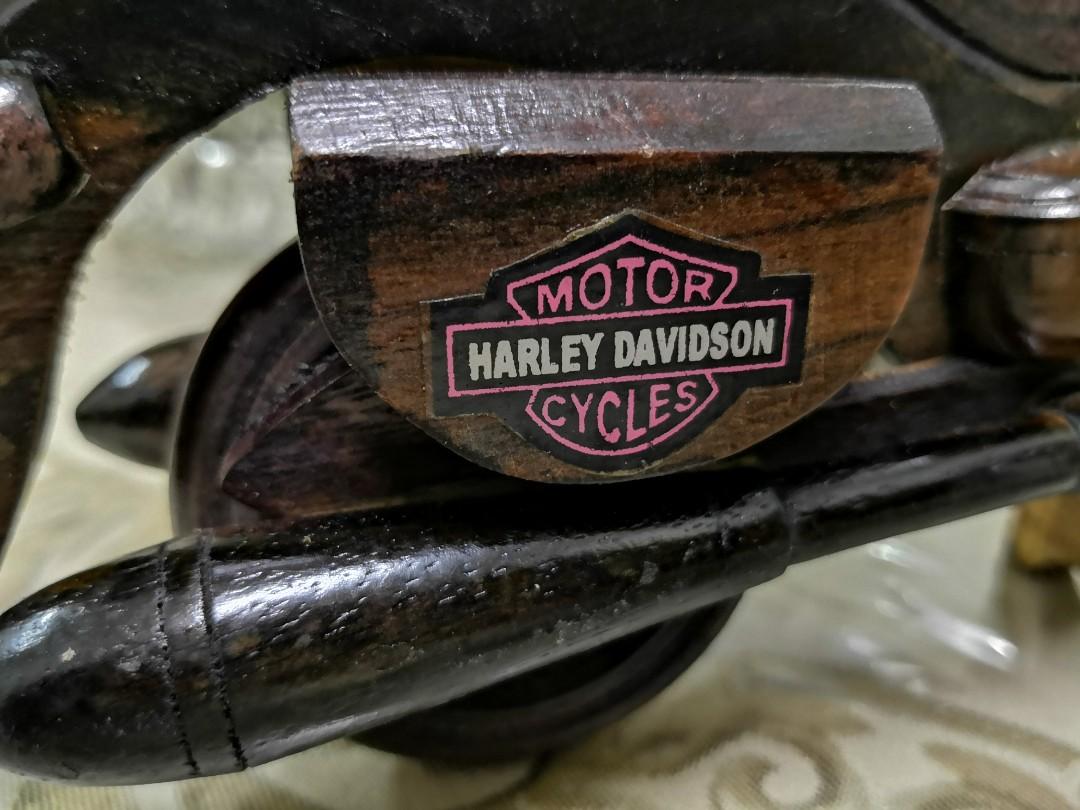 Replica mini Motorcycle harley Davidson dibuat dari kayu jati, Hobbies ...