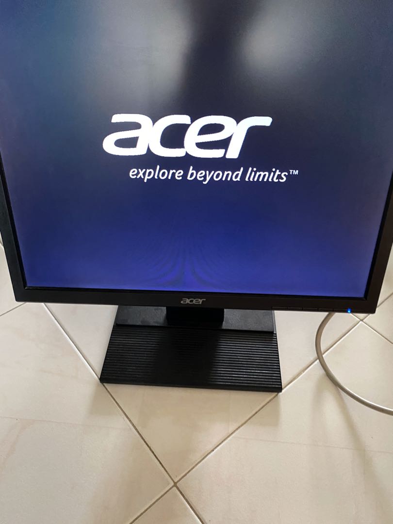 Acer V196L 19 inch, Electronics, Computer Parts & Accessories on Carousell