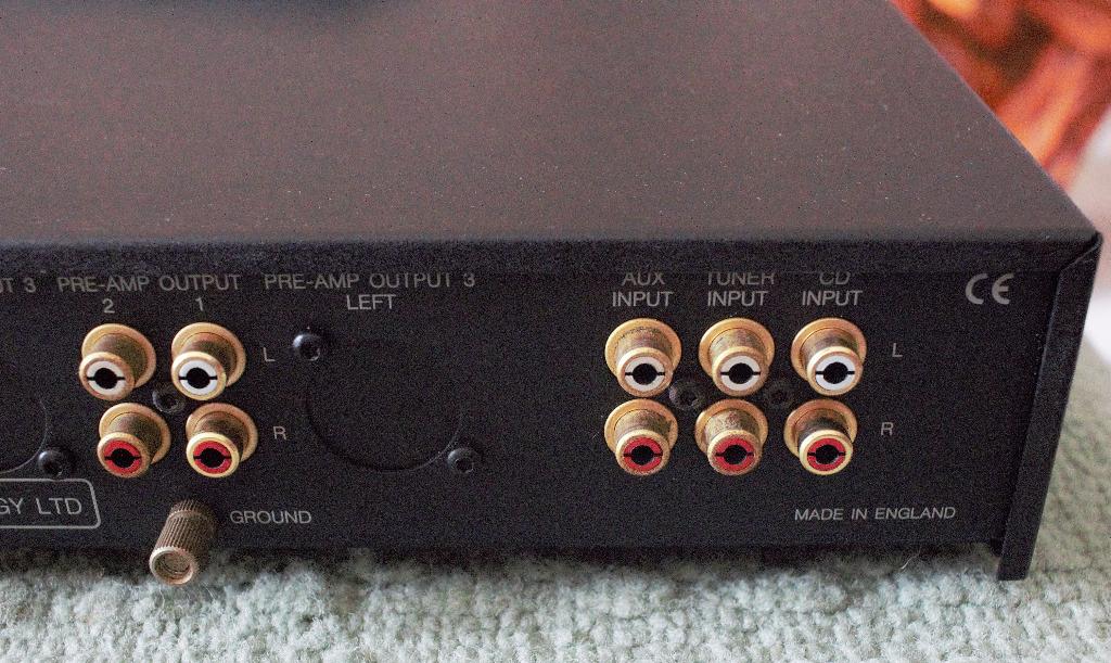 Audiolab 8000Q Pre amplifier, Audio, Soundbars, Speakers & Amplifiers ...