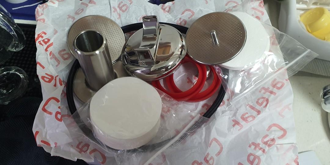 Cafelat Robot with Full Accessories, Furniture & Home Living, Bathroom ...