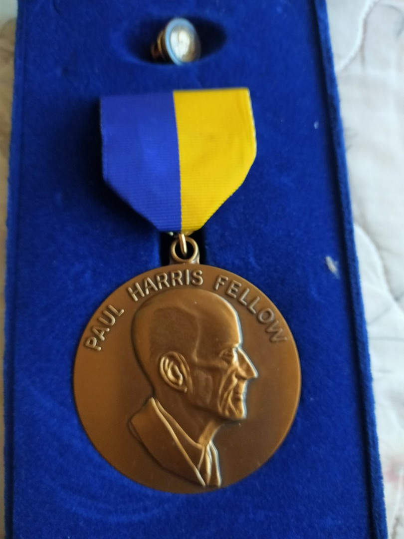 Vintage Paul Harris Fellow Rotary International Medallion & lapel pin ...
