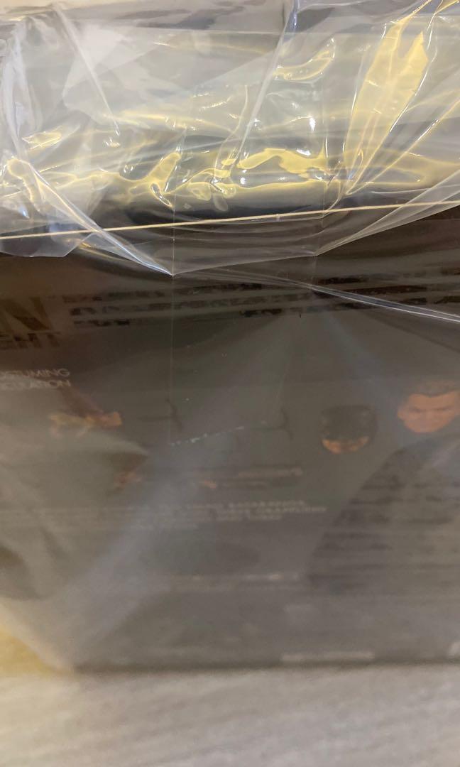 荃灣交收 全新mezco batman, 興趣及遊戲, 玩具 & 遊戲類 - Carousell