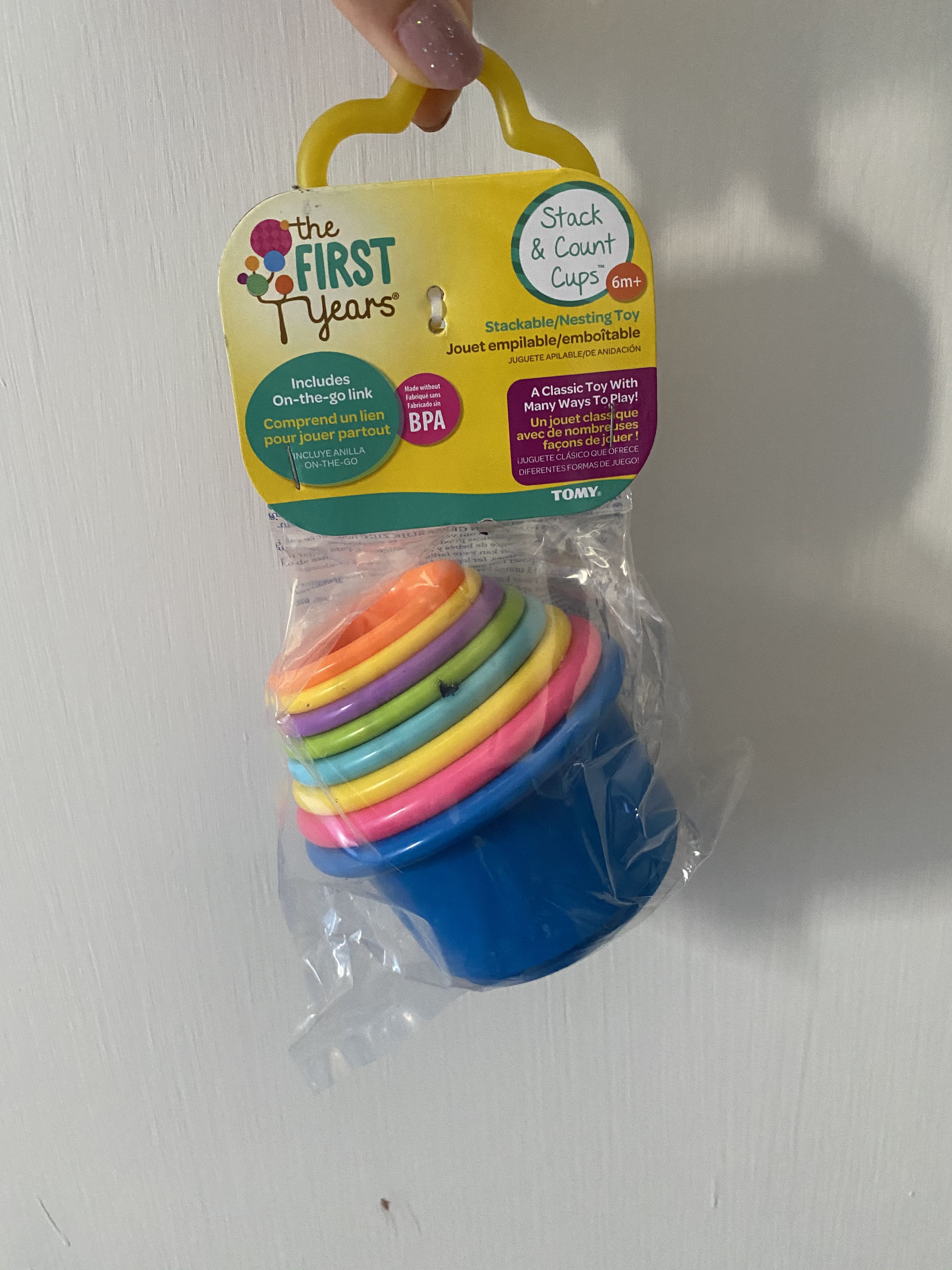 First year 疊疊杯 stack and count cups, 興趣及遊戲, 玩具 & 遊戲類 - Carousell