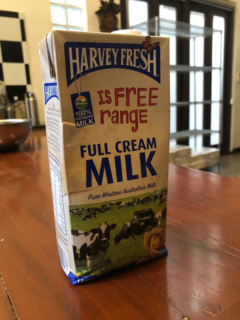Harvey Fresh Full Cream Milk 1 liter, Food & Drinks, Packaged & Instant ...
