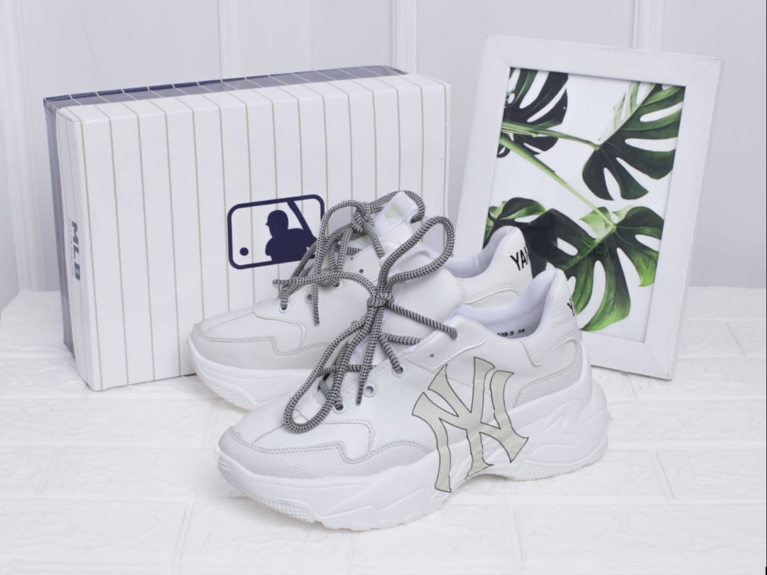 SEPATU MLB x Disney Bigball Chunky Mickey New York Yankees, Women's ...