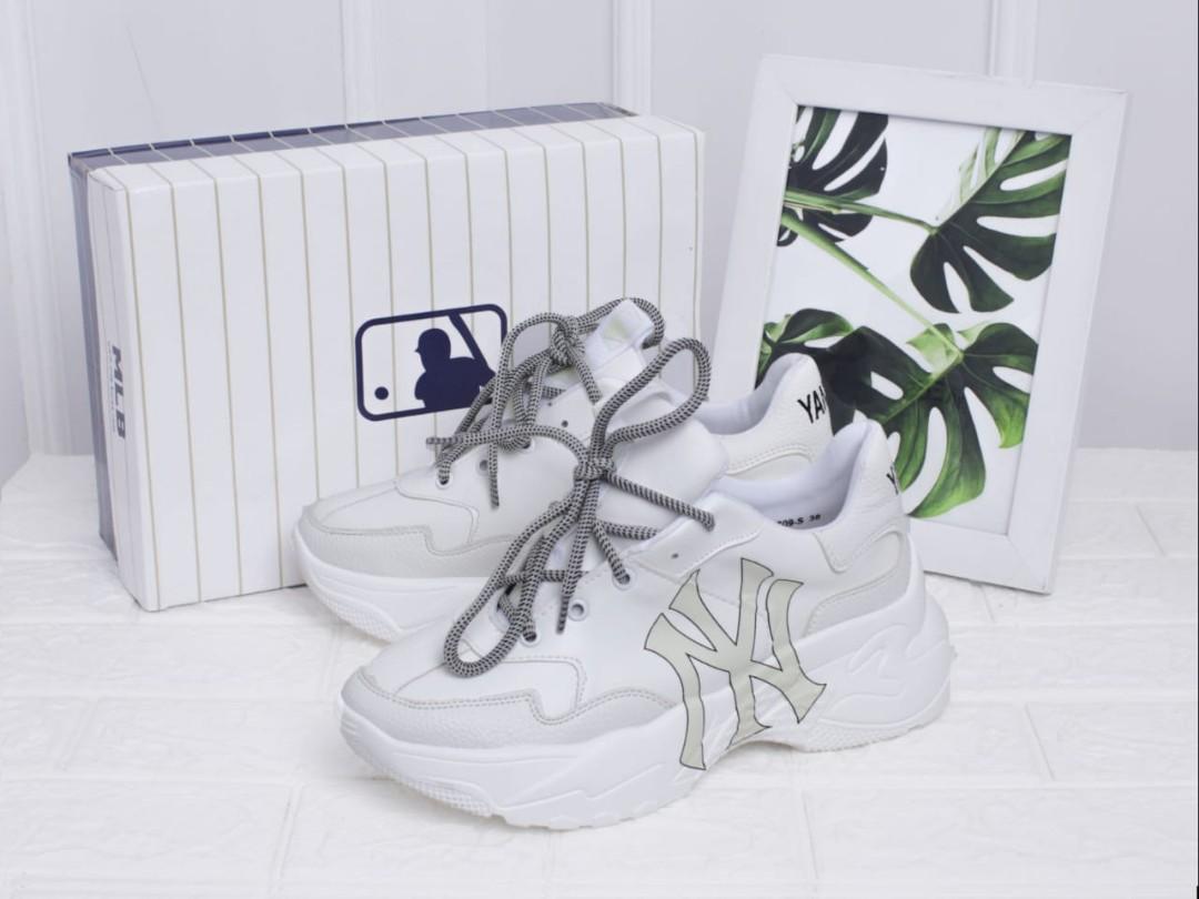 SEPATU MLB x Disney Bigball Chunky Mickey New York Yankees, Women's ...