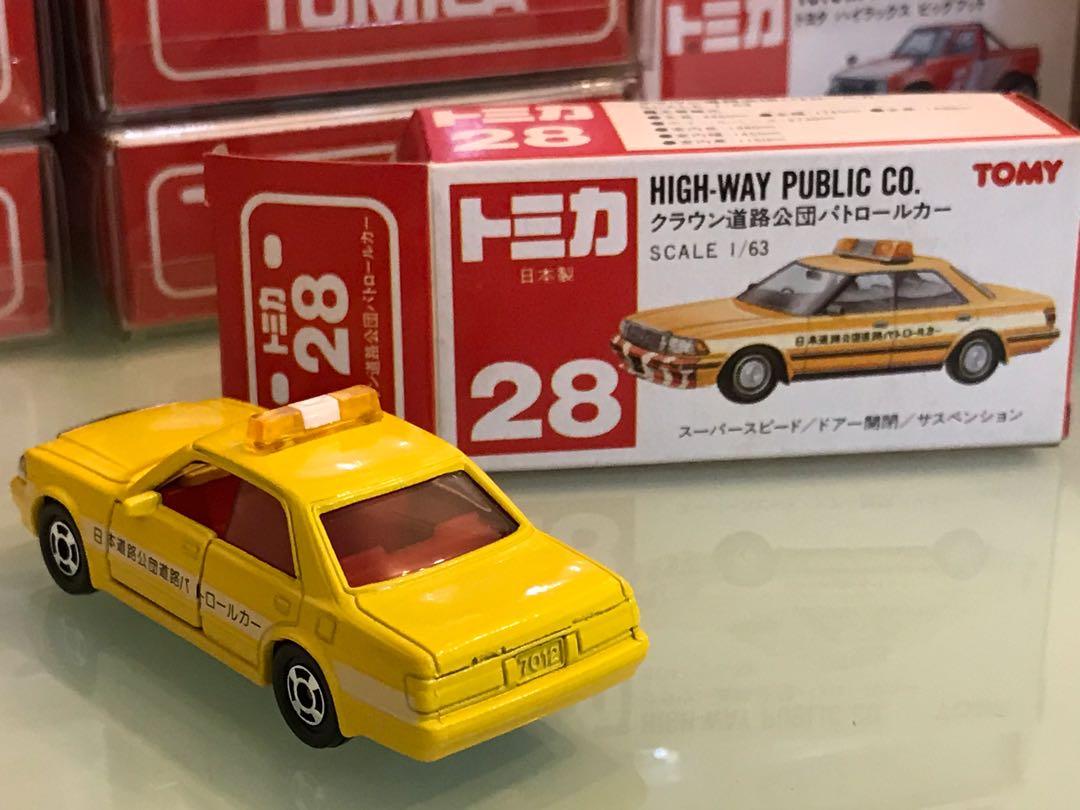 Tomica 28 Toyota crown 道路公団 日本製, 興趣及遊戲, 玩具 & 遊戲類 - Carousell