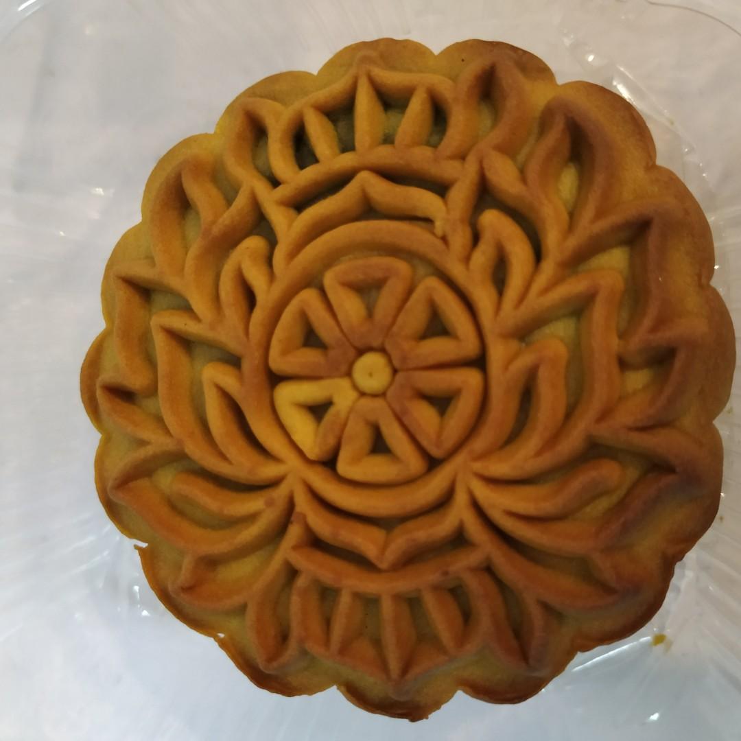 Halal Pandan Kuih Bulan Pandan Flavour moon cake Segar Dari supplier ...