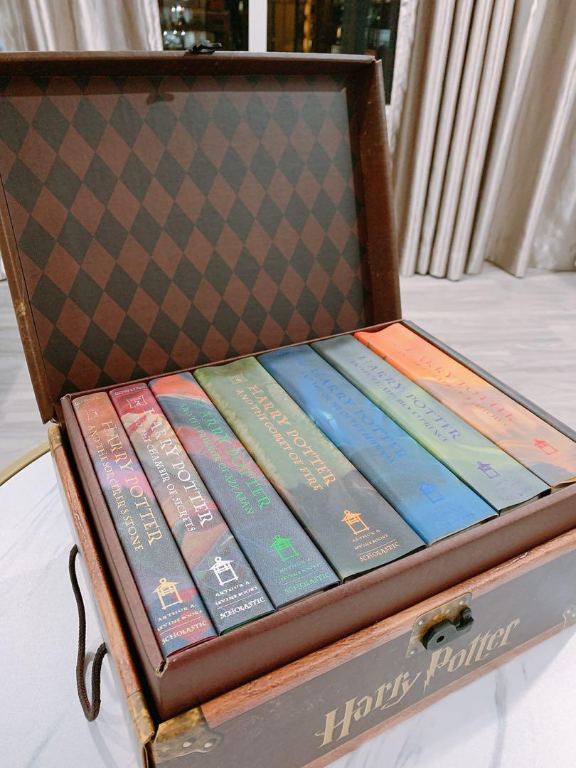 Harry Potter hardcover box set, Hobbies & Toys, Books & Magazines ...