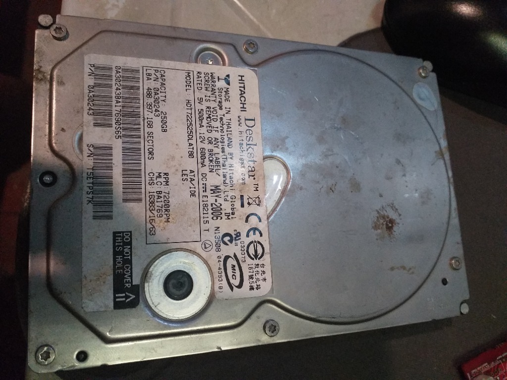 Hitachi Deskstar HDT22525DLAT80 3.5" 250GB IDE-HDD for Desktop ...