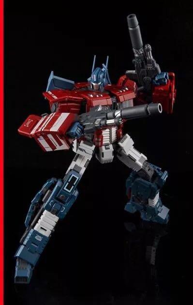 Transformers GCreation - GDW-01 Ultra Maxmas (aka Masterpiece IDW Optimus Prime )(MISB) plus One ...