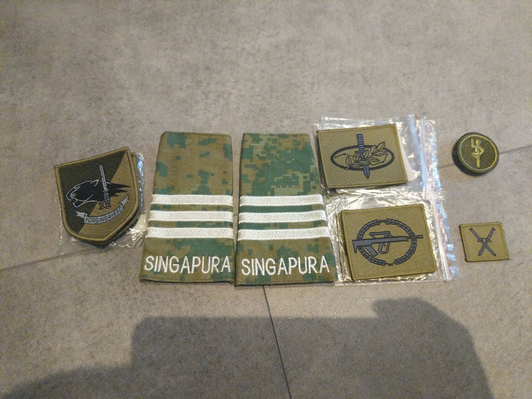Assorted SAF Army ranks and badges., Hobbies & Toys, Stationery & Craft ...
