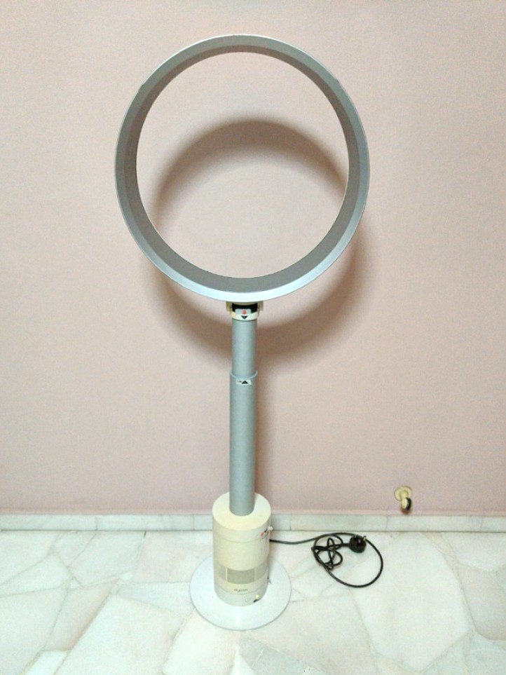 Dyson AM03 Fan - Faulty for spare parts, Furniture & Home Living ...